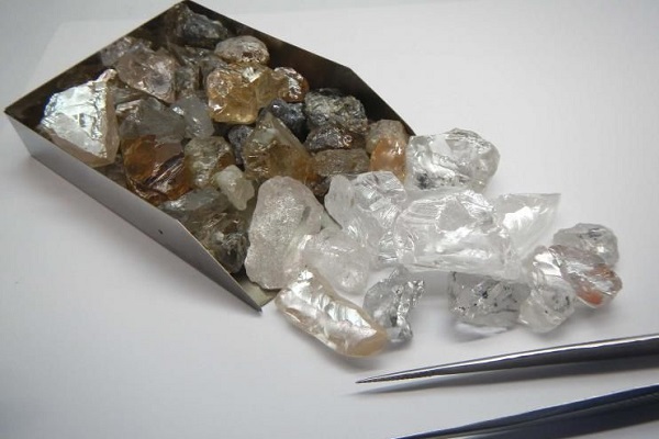 Lucapa Sells $2M of Rough from Lulo Mine