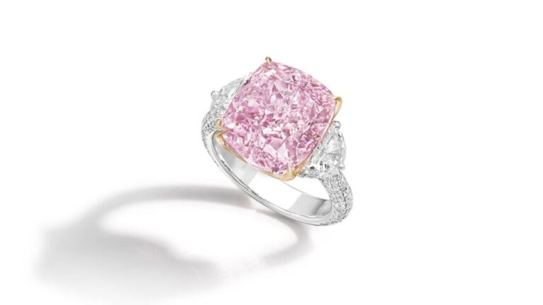 Pink Diamond Could Break Price Record at Sotheby's New York