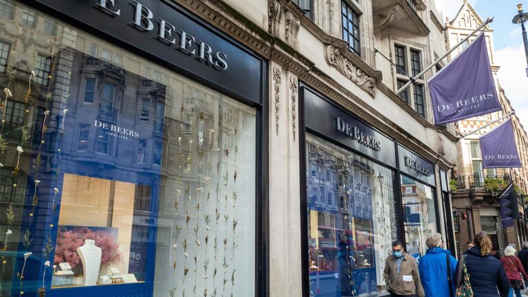De Beers Jewellers Rebrands as De Beers London