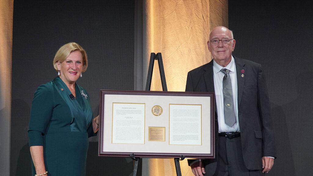 Al Gilbertson Receives AGS’s Shipley Award