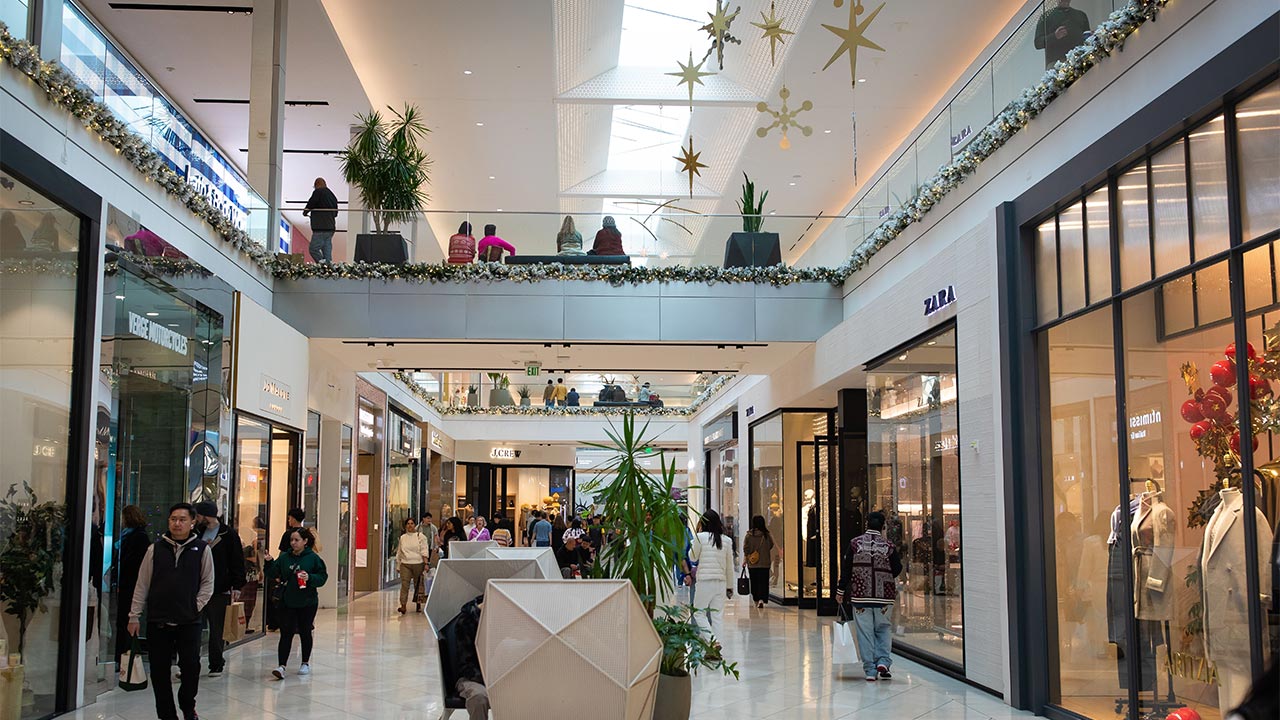 US Retail Growth to Be Slower Than Last Year, Bain Predicts