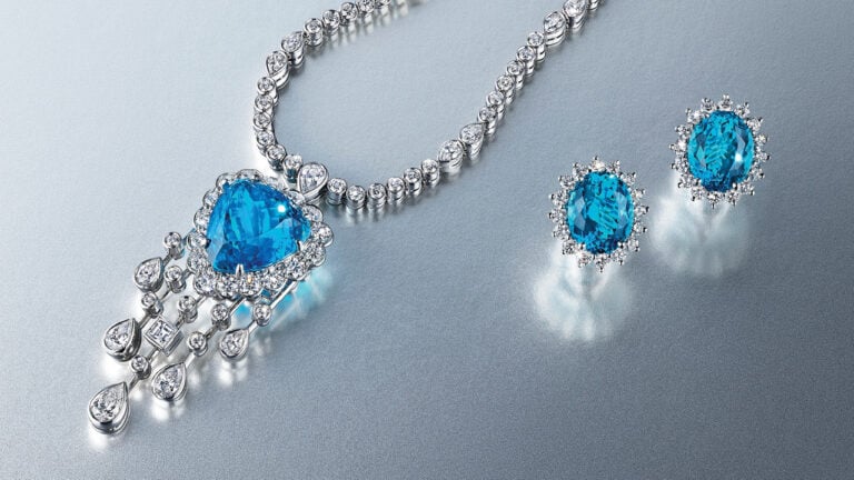 A Stunning New Gemstone: Introducing Aquadité