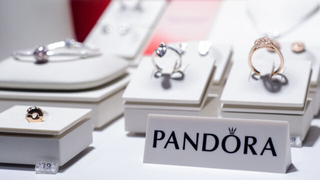 Pandora Retail Growth Slower than Expected During Holiday Season