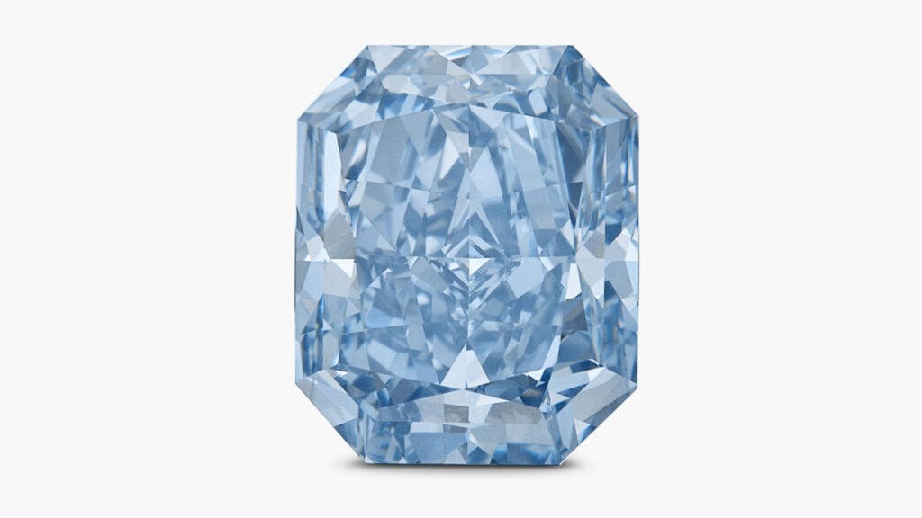 10ct. Blue Diamond Scores $8.7M at Sotheby’s