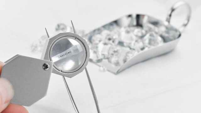 Russian Govt. Announces New Regulations for Lab-Grown Jewelry